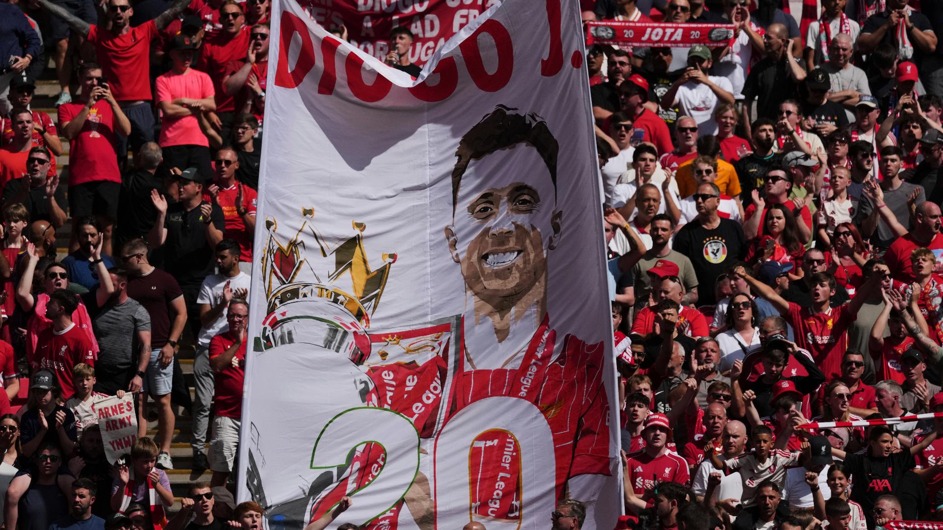 Who was Diogo Jota? Soccer star who died in crash honored by teammates ...