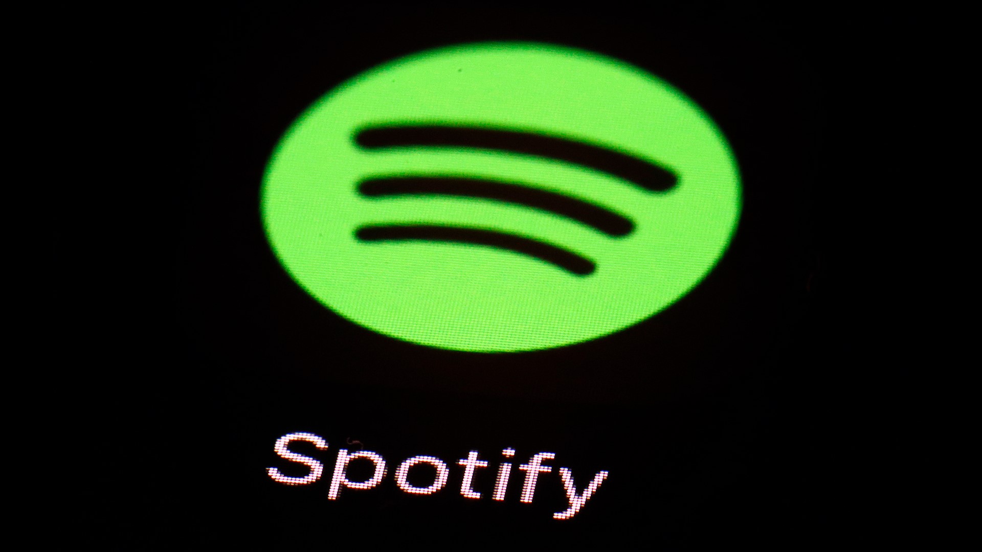 Is Spotify down? Streaming service back online after hourslong outage ...