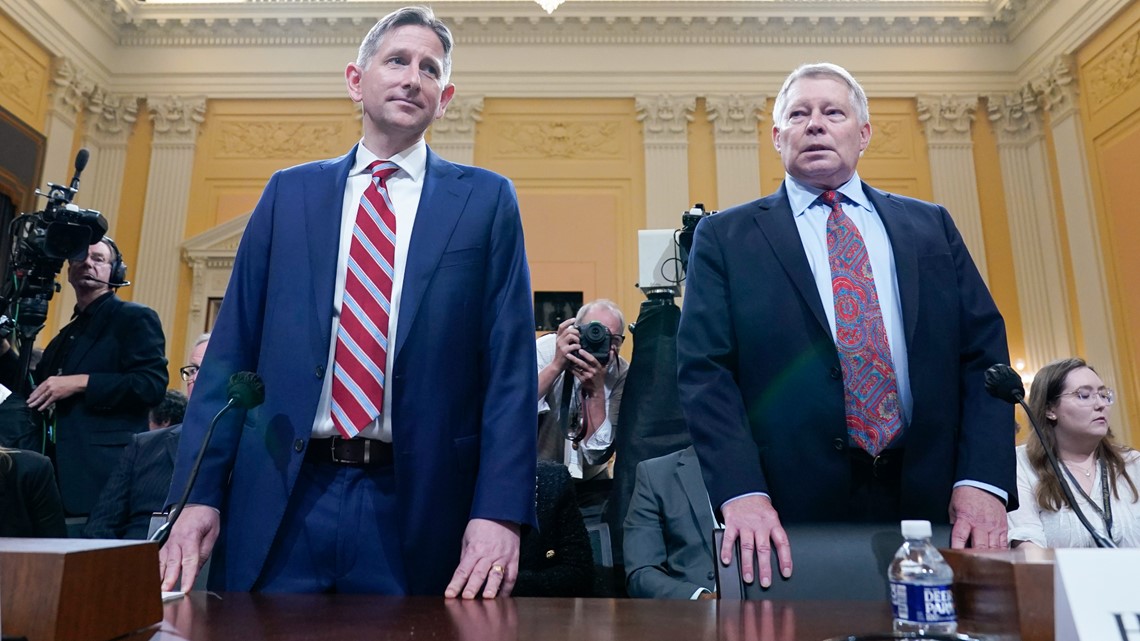 Jan 6 hearing: Capitol rioters were within feet of VP Mike Pence | cbs8.com