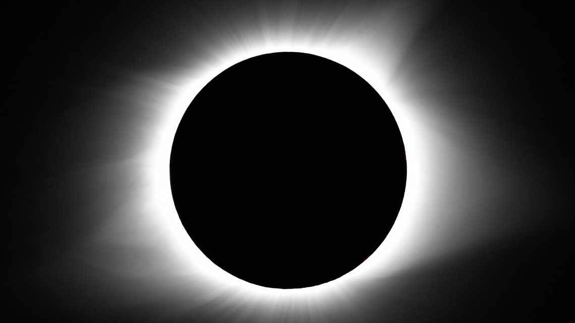 How to make pinhole projector for solar eclipse 2024 | cbs8.com