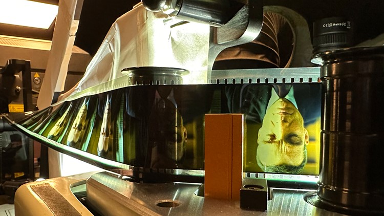 ‘Oppenheimer’ IMAX or 70MM? What Christopher Nolan suggests | cbs8.com