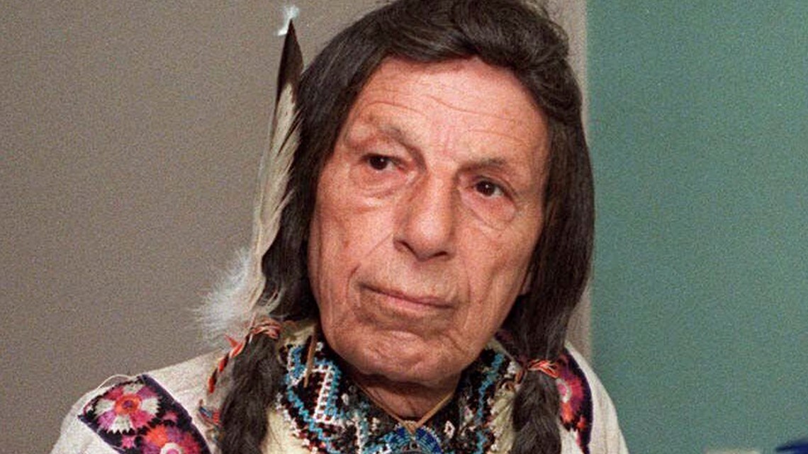 'Crying Indian' ad to go to Native American group for retirement | cbs8.com