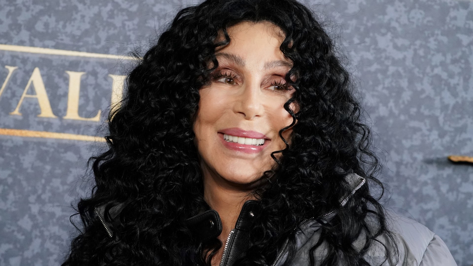 Cher requests conservatorship for her son after his arrests | cbs8.com
