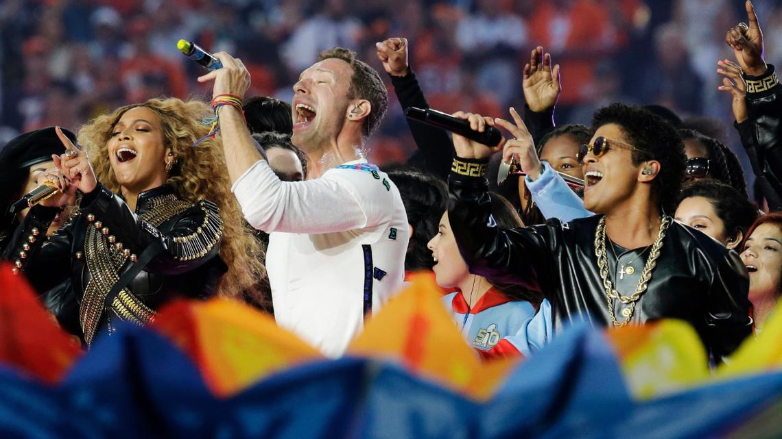 Super Bowl halftime shows people are still talking about | cbs8.com