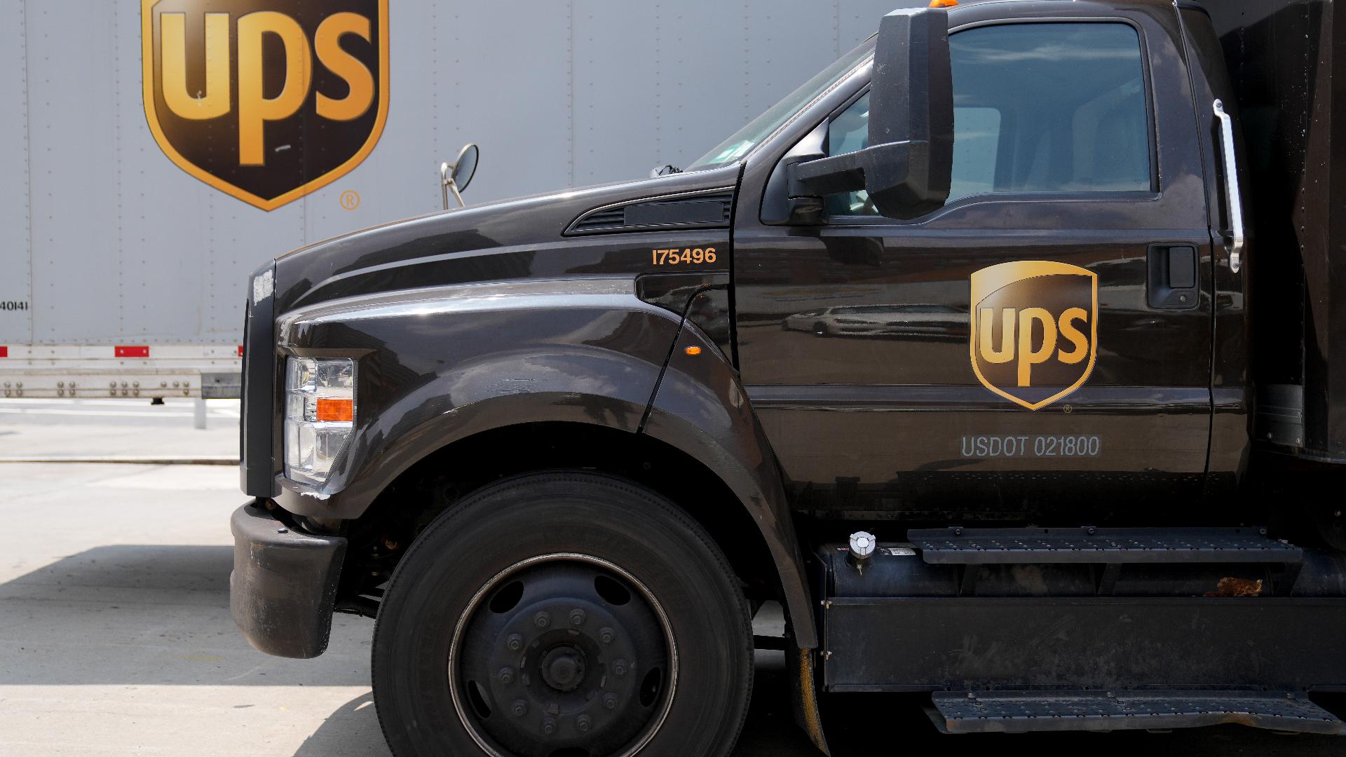 UPS rolls out new technology to better track shipments | cbs8.com