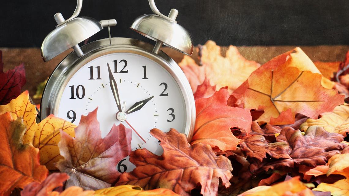 Daylight saving time: When do clocks fall back in 2025? | cbs8.com