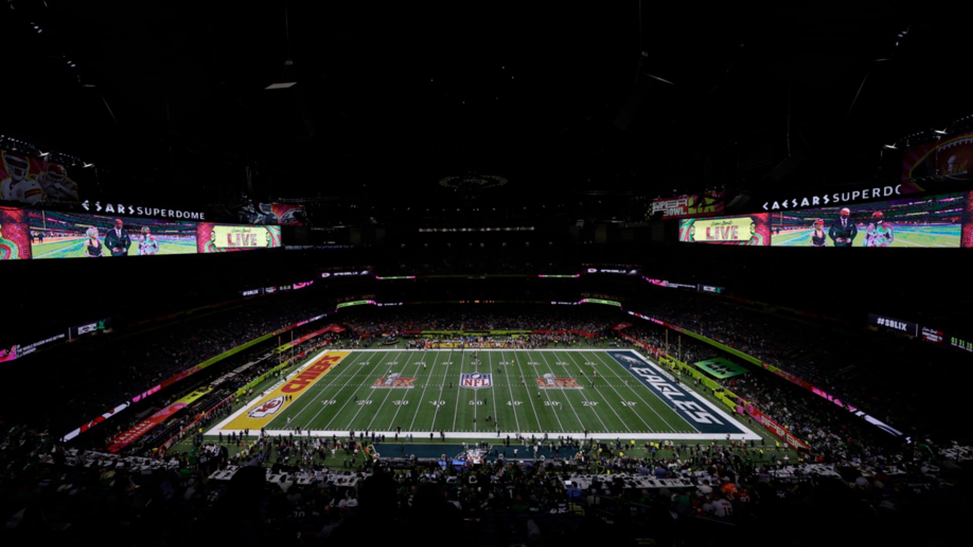 Super Bowl 2025 scorebug faces online backlash | cbs8.com