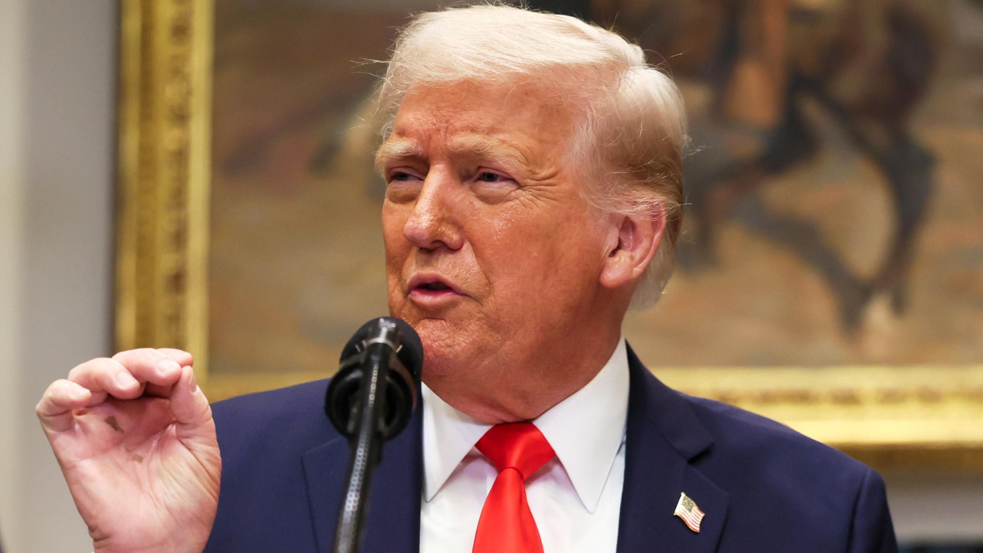 Market turmoil Tuesday: Stocks fall on Wall Street as Trump's tariffs ...