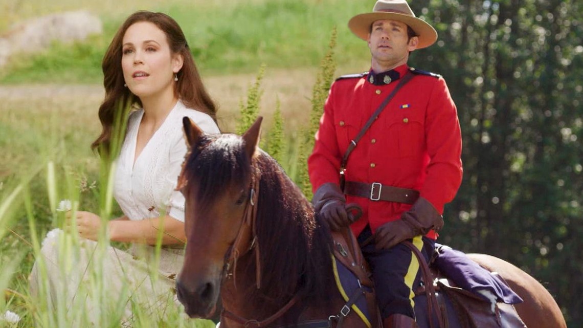 'When Calls the Heart' Season 11: See the First Look at the Characters ...