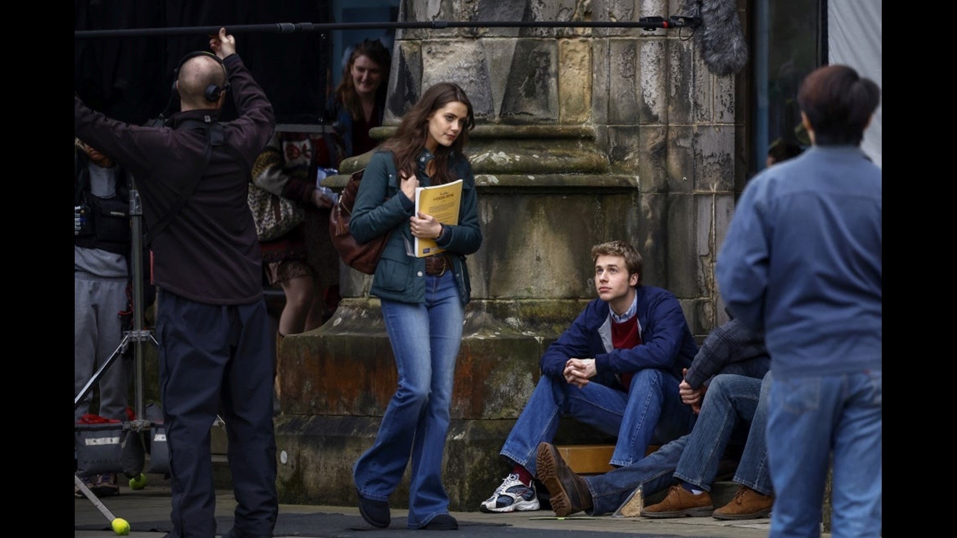 'The Crown' Films Prince William and Kate's University Days -- and St ...