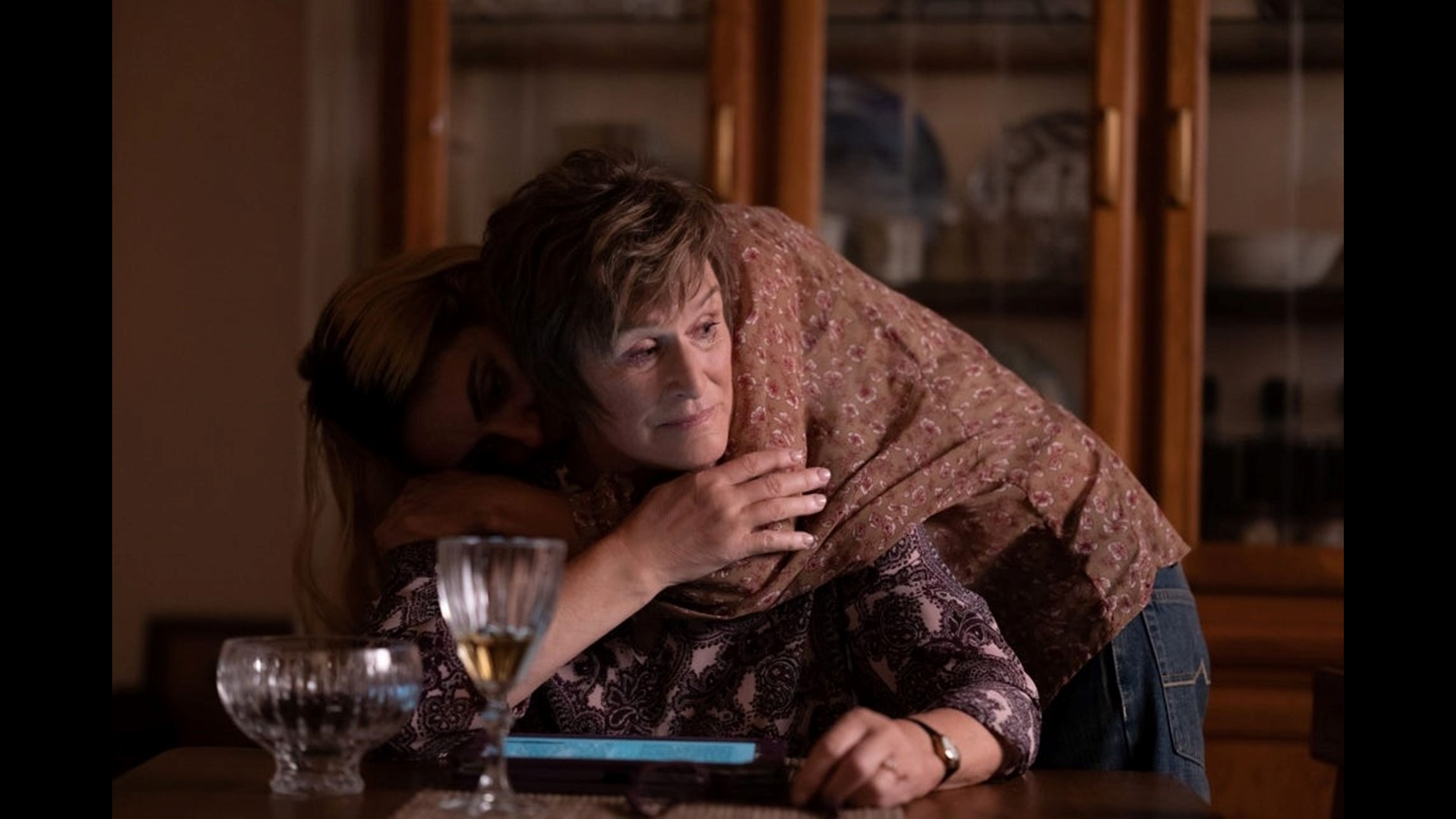 Inside Mila Kunis and Glenn Close's True-Life Addiction Drama 'Four ...