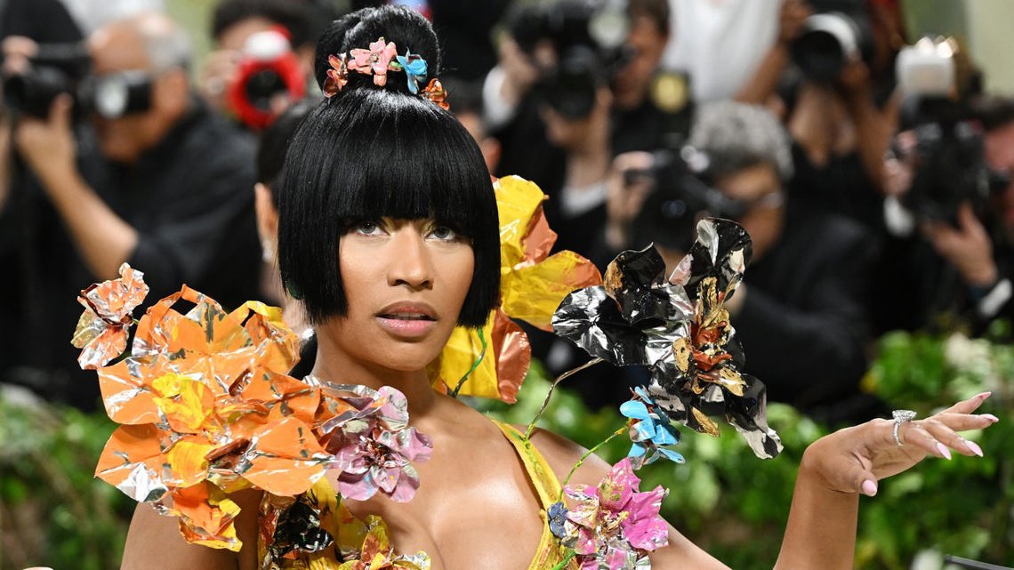 Nicki Minaj Fans Can't Figure Out If She's Teasing New Music or a ...