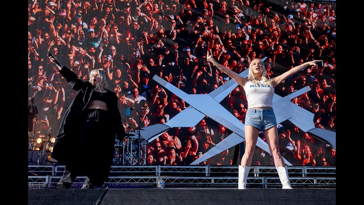 Kesha Switches Up 'TiK ToK' Diddy Lyrics During Surprise Coachella ...