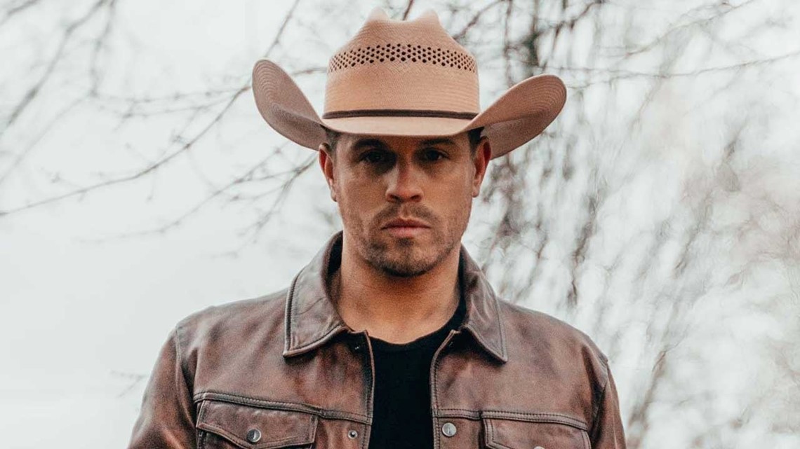 Dustin Lynch Releases Trailer for Brand New 'Momma’s House' Music Video ...