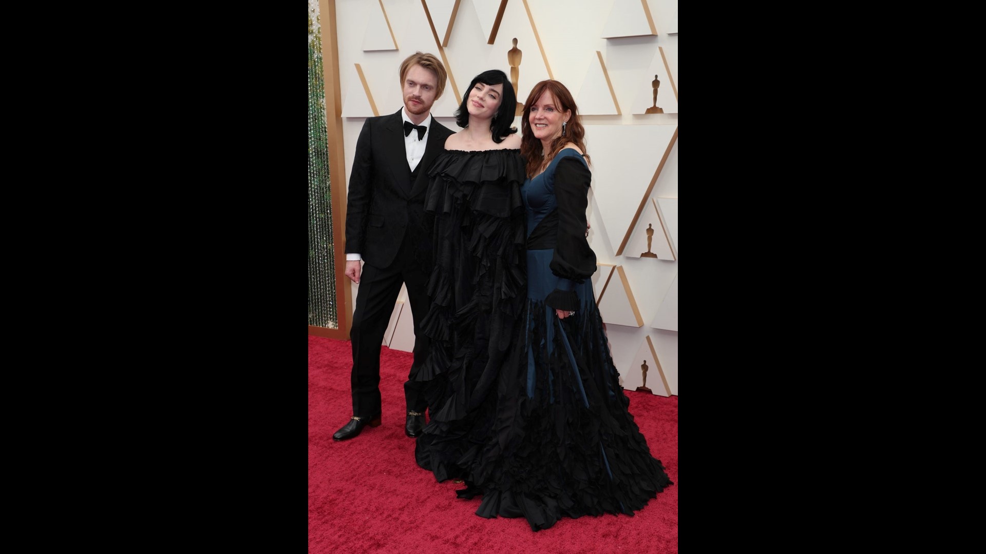 Billie Eilish Stuns in Gothic Gucci Gown on Oscars Red Carpet | cbs8.com