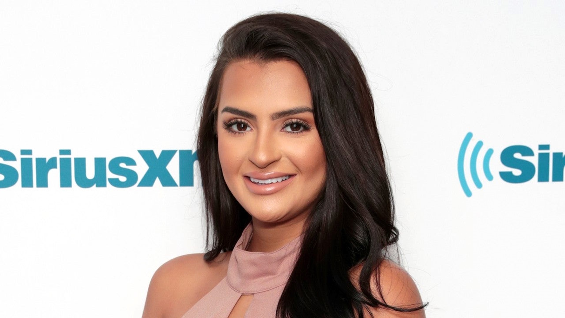 'Floribama Shore' Star Nilsa Prowant Engaged to Gus Gazda | cbs8.com