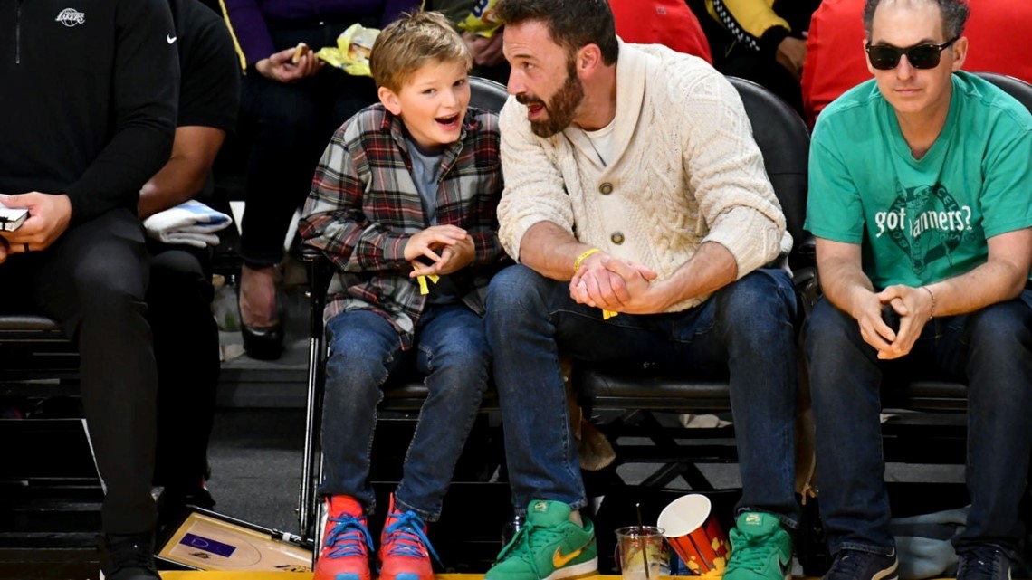 Ben Affleck and Son Samuel Make Rare Public Appearance Courtside at ...