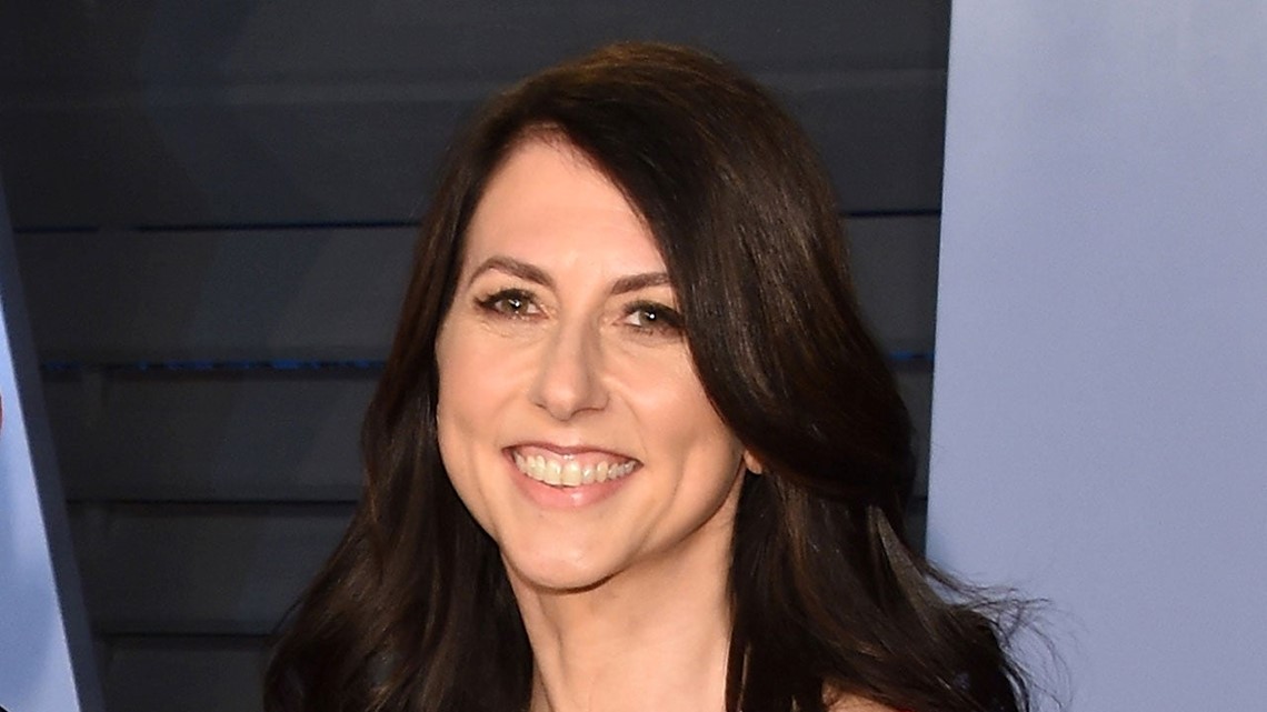 Jeff Bezos' Ex-Wife MacKenzie Scott Files to Divorce Second Husband Dan ...