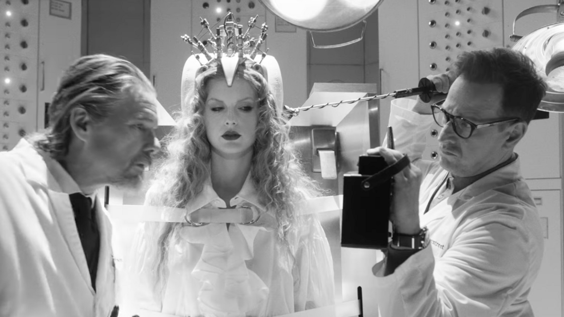 Why Josh Charles Was a Bit Tortured Over His Appearance in Taylor Swift ...