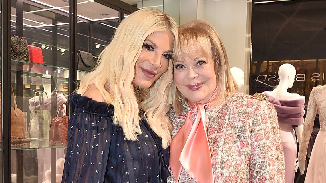 Tori Spelling Posts Mother's Day Tribute to Formerly Estranged Mom ...