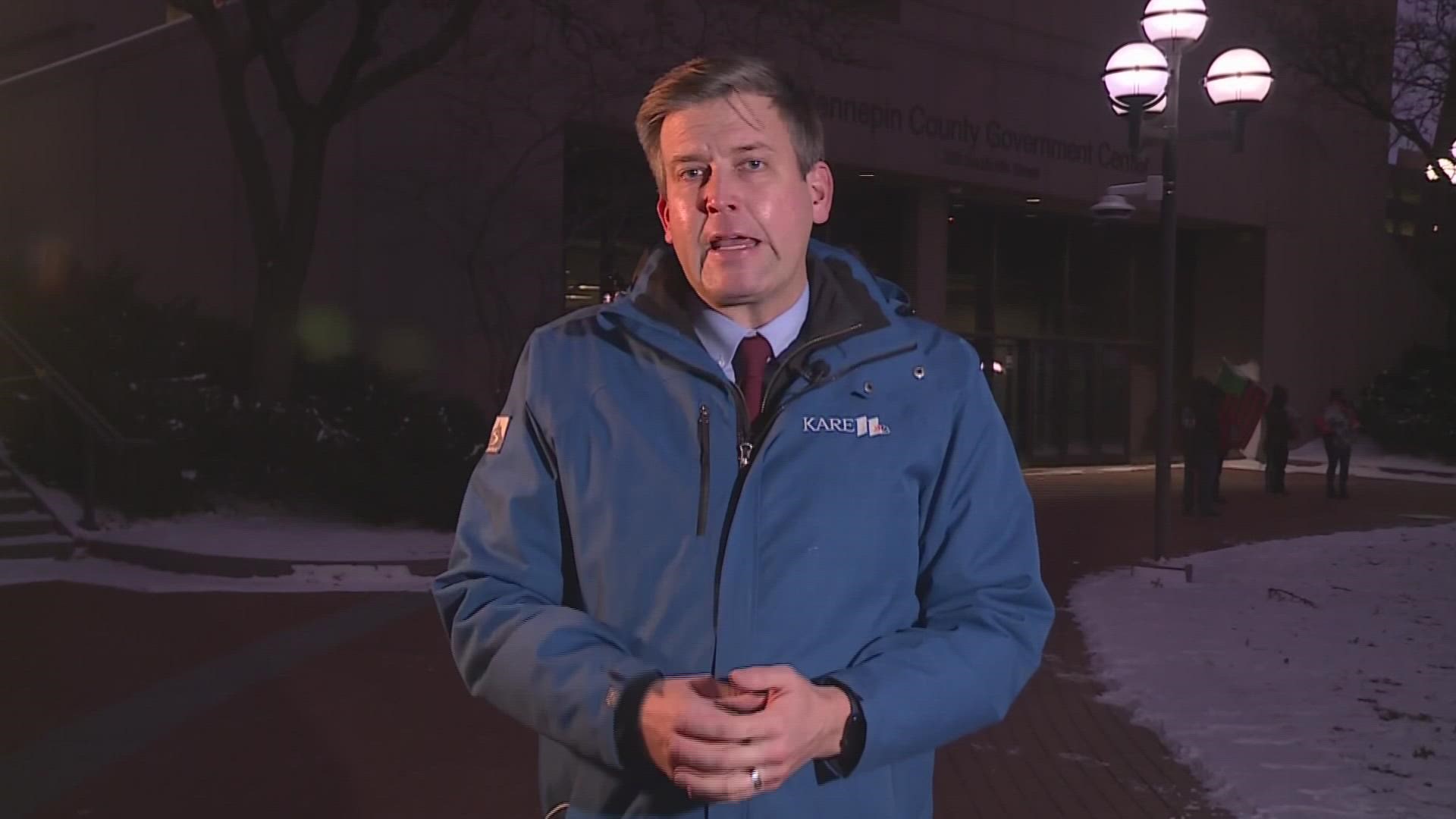 Kim Potter Trial: Jury deliberations continue for a second day | cbs8.com