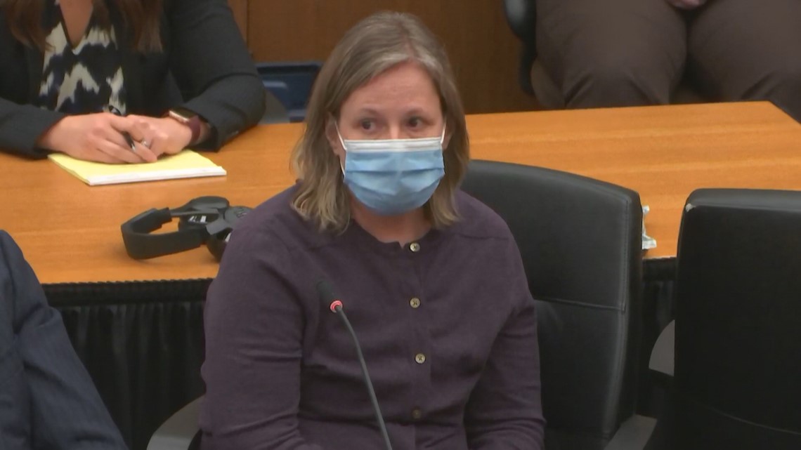 Judge sentences Kim Potter to 2 years in prison | cbs8.com