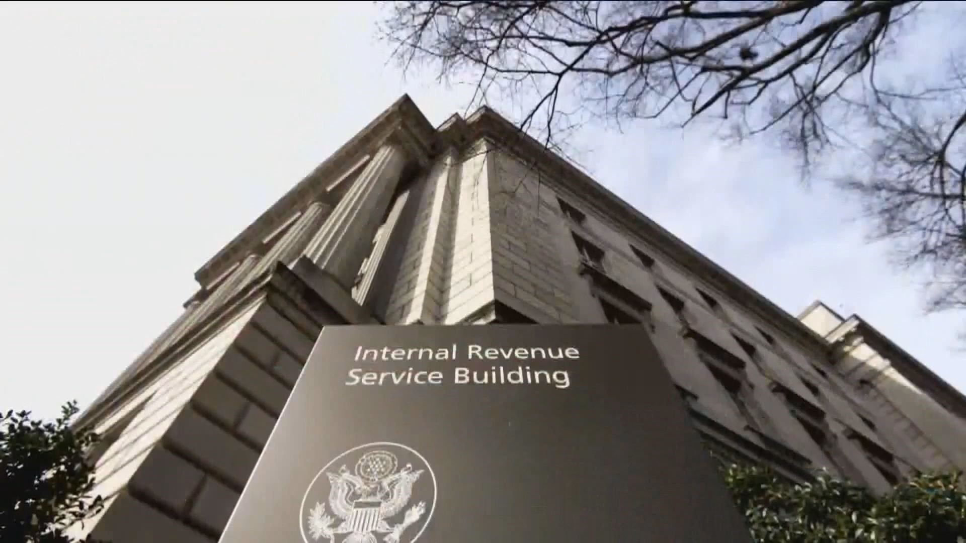 IRS warns of Dirty Dozen tax scams 2025 | cbs8.com
