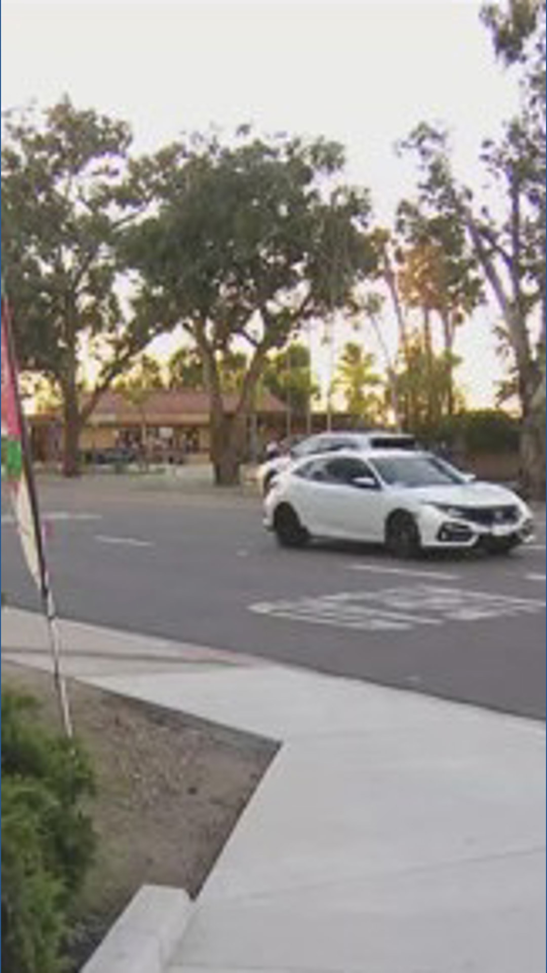 Strong winds raise fire and driving concerns across East County | cbs8.com