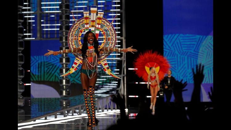 Victoria's Secret China show struts on despite controversy | cbs8.com