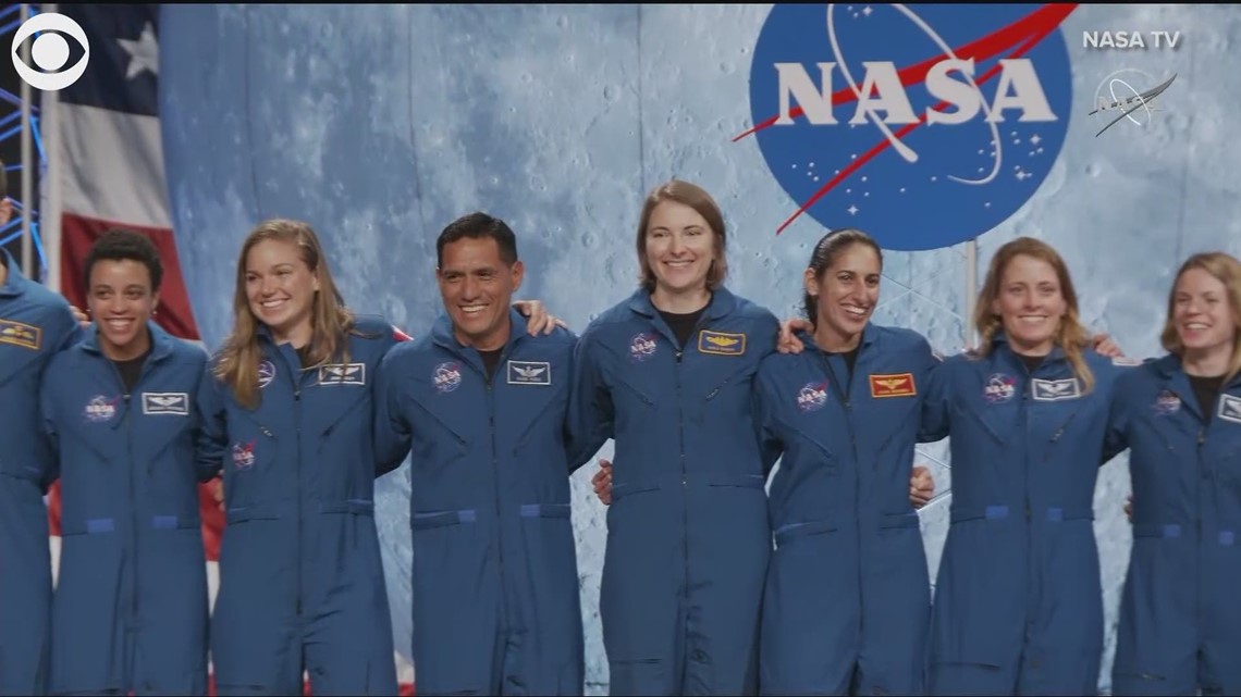 NASA Astronauts graduate | cbs8.com