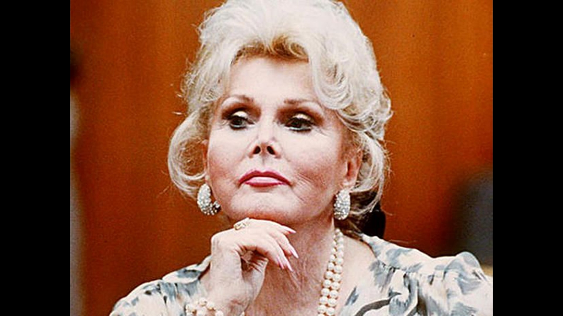 Zsa Zsa Gabor dies just weeks before her 100th birthday | cbs8.com