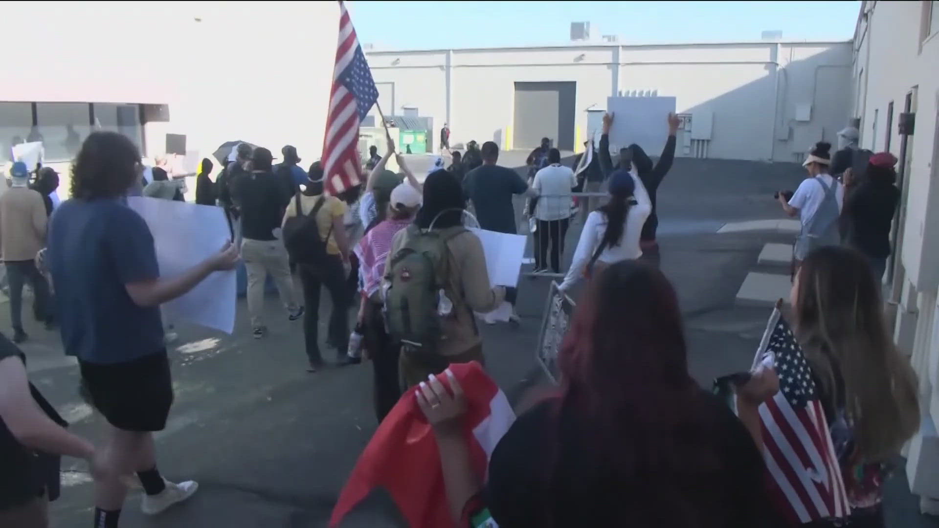 US prepares for 'No Kings' protests amid Trump military parade | cbs8.com