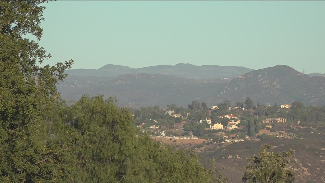 Crest rebuilds 20 years after San Diego Cedar Fire | cbs8.com