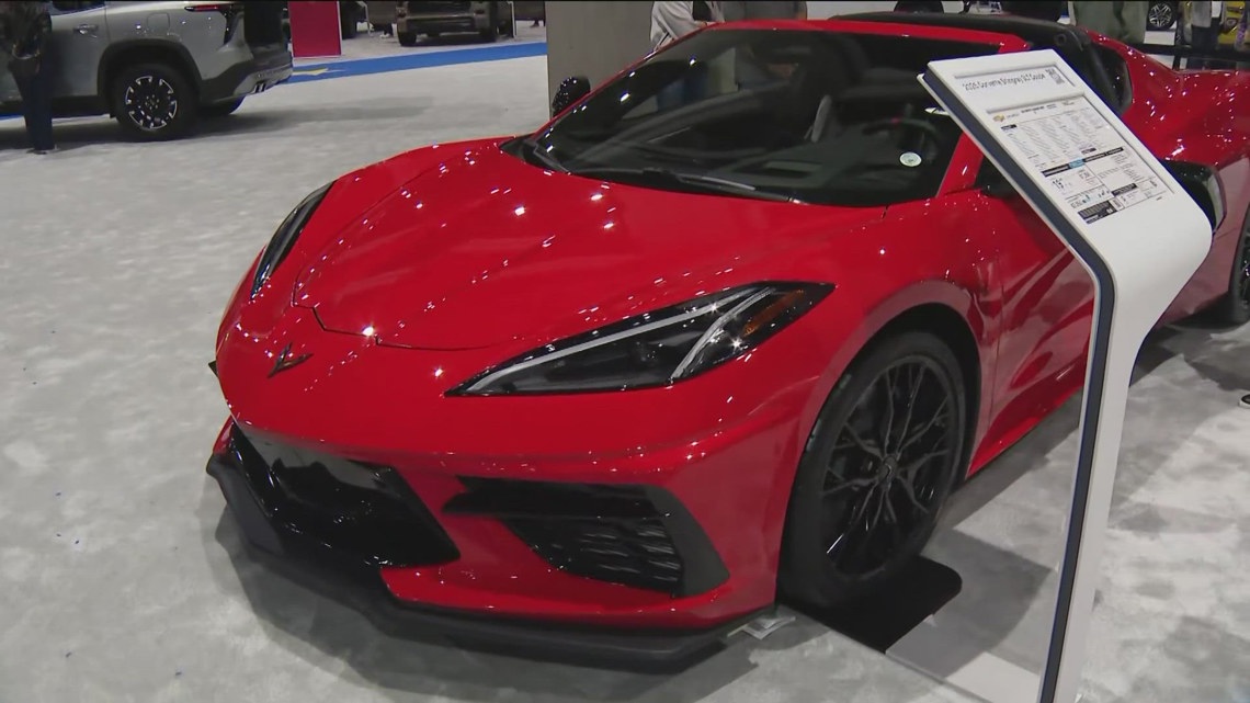 All makes and models on display at the San Diego Auto Show | cbs8.com