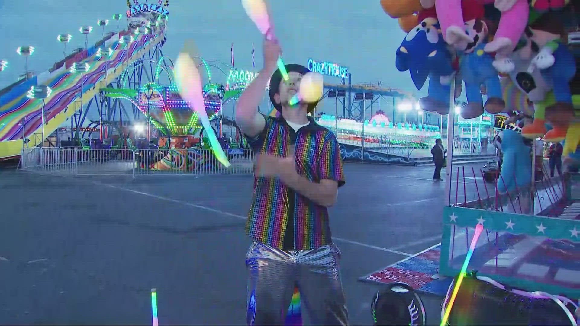 Find a juggling act at the San Diego County Fair | cbs8.com