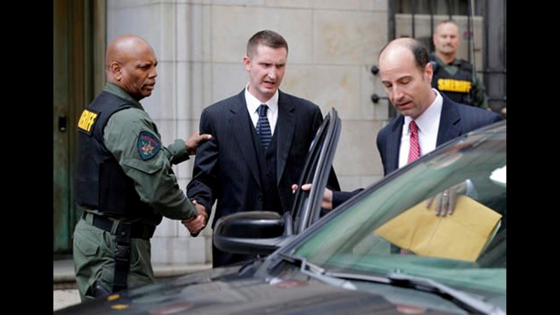 Officer acquitted on all charges in Freddie Gray case | cbs8.com