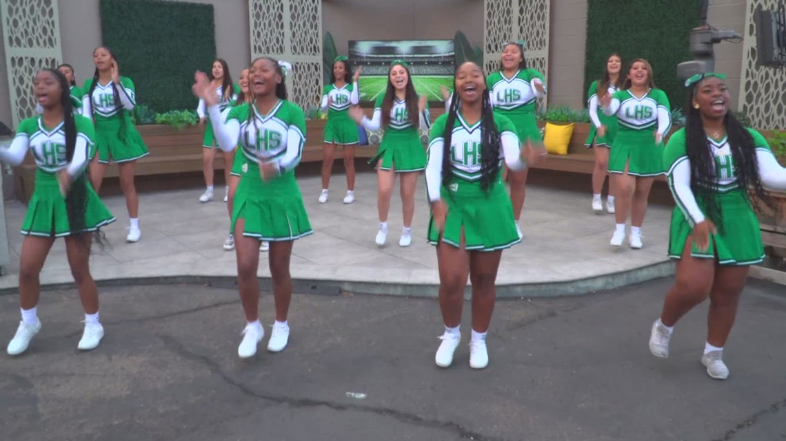 Lincoln High School Cheer gets ready for Friday night football | cbs8.com