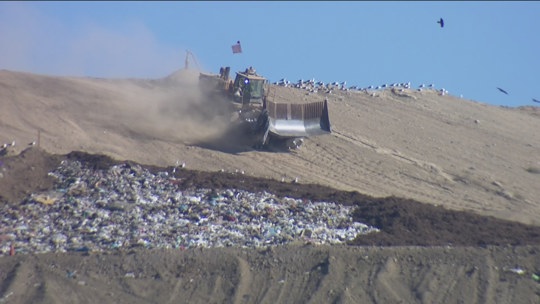 Chula Vista residents concerned about Otay landfill health risks | cbs8.com