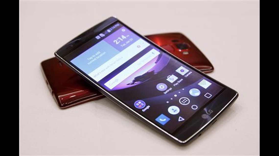 At The Gadget Show: Curved phones, smarter homes, fuel cells | cbs8.com