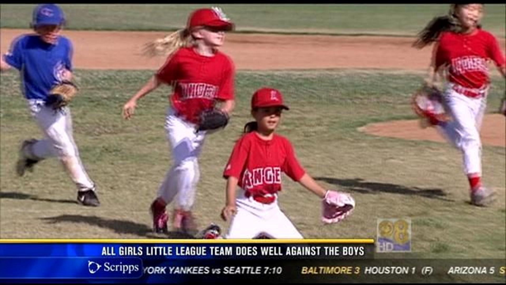 All-girls Little League team does well against the boys | cbs8.com