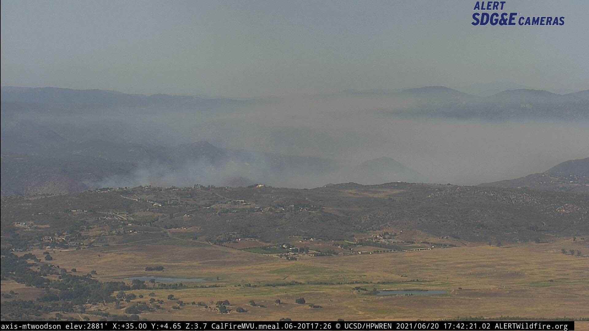 Clevenger Fire: Cal Fire, San Diego Fire-Rescue stop spread of 50-acre ...