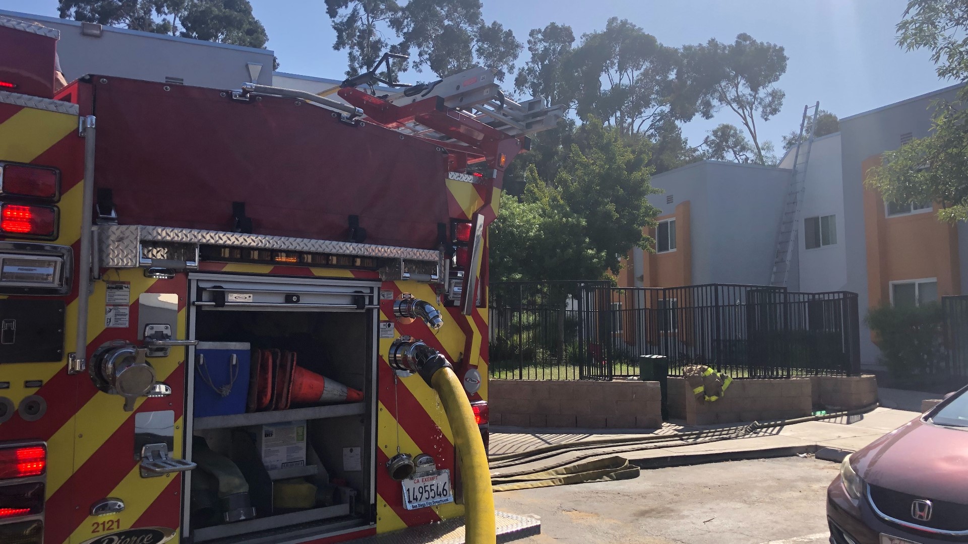 Crews knock down apartment fire in Valencia Park | cbs8.com