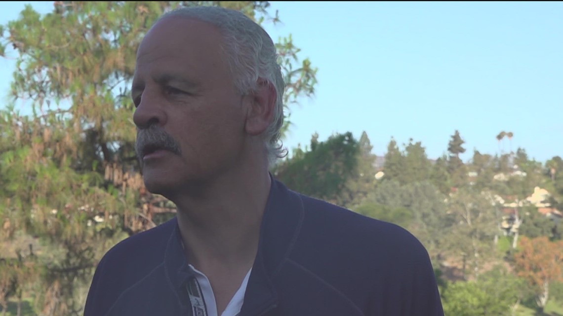 Stedman Graham hosts Neighborhood House Golf event in San Diego | cbs8.com
