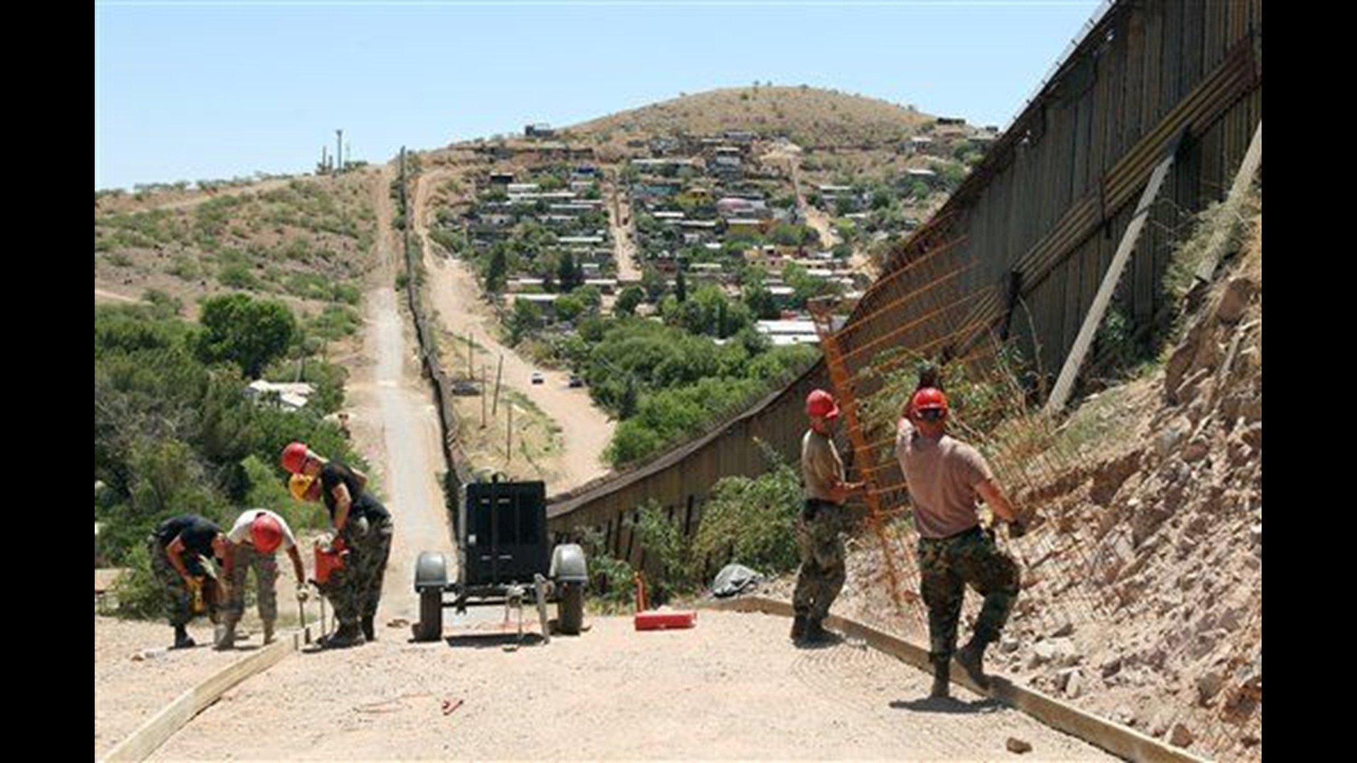 Fence isn't a cure-all for America's porous border | cbs8.com
