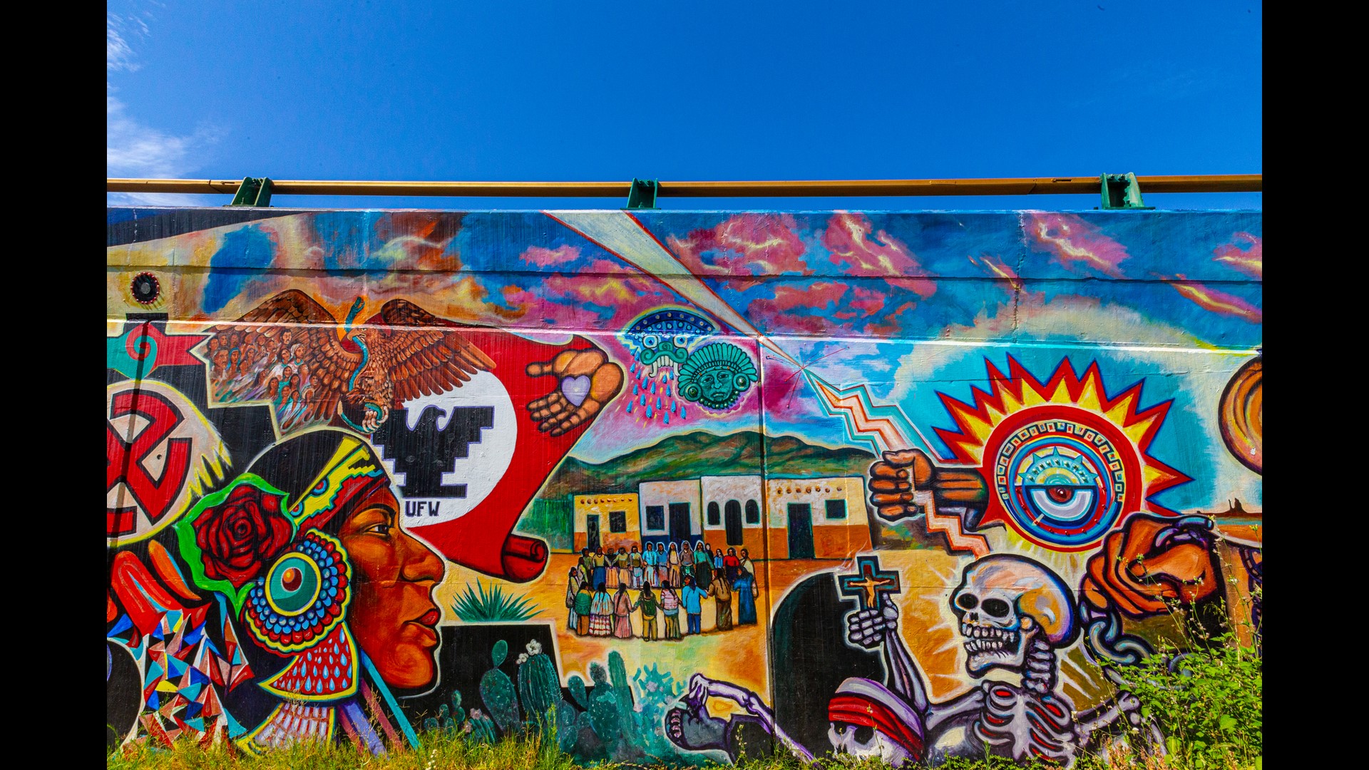 San Diego artist explains significance of Chicano Park murals | cbs8.com