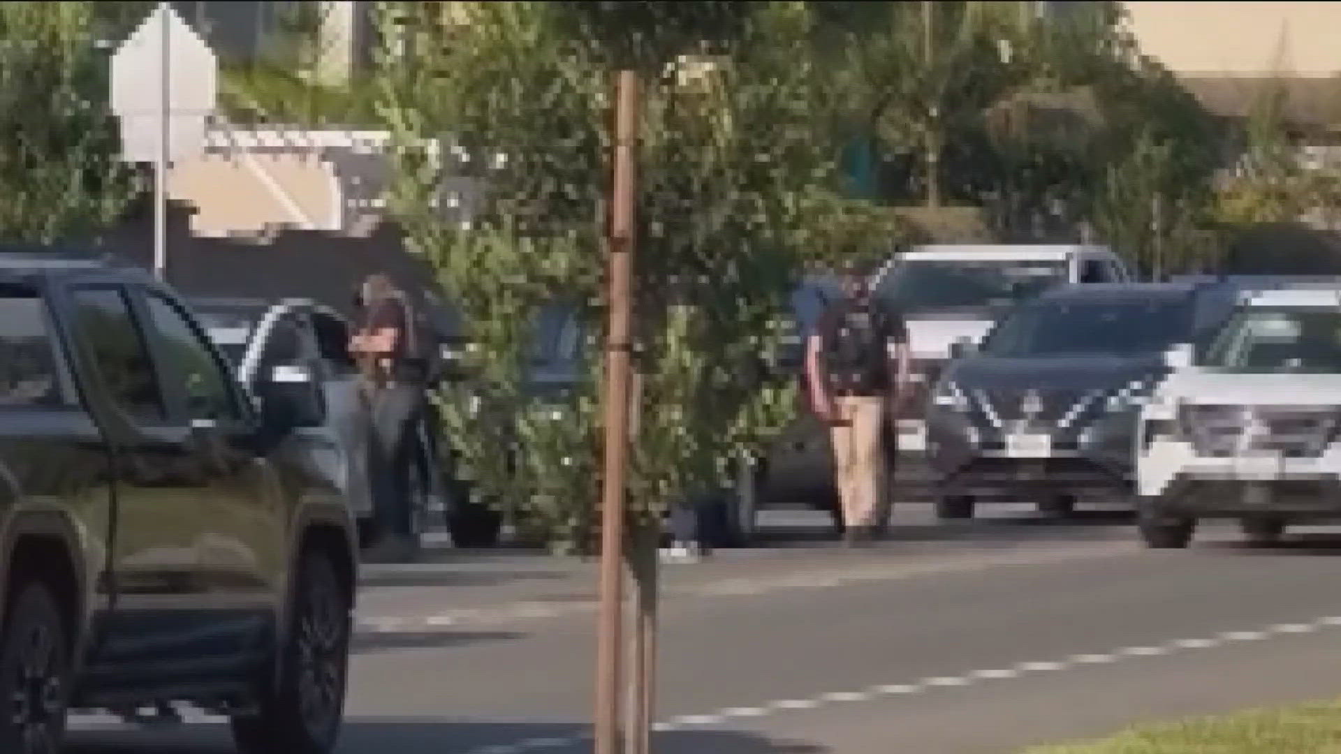 ICE arrests parent near Chula Vista school | cbs8.com