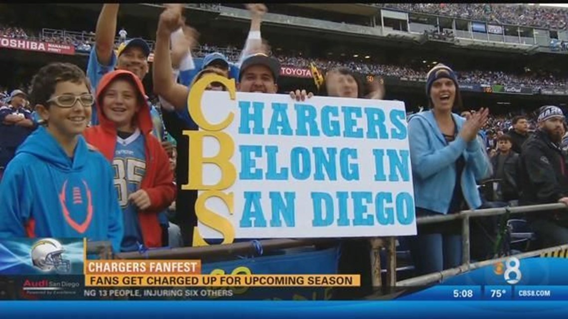 Chargers FanFest: Fans get charged up for upcoming season | cbs8.com