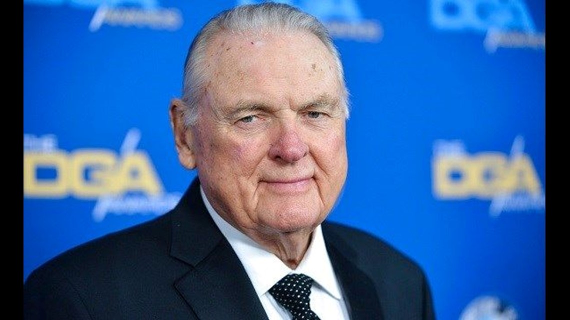 Keith Jackson, 89, announcer with 'Whoa, Nelly!' call, dies | cbs8.com