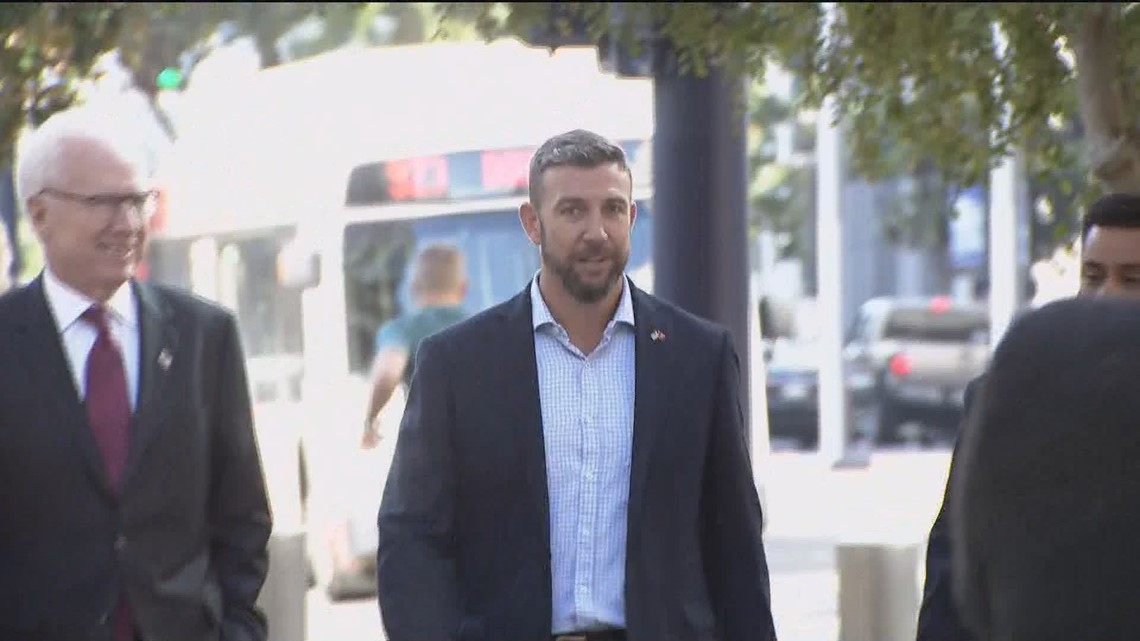 CA Congressman Duncan Hunter to plead guilty to corruption charge ...