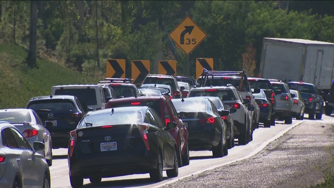 Traffic on I-8 increases near Hotel Circle over southbound I-5 closure ...